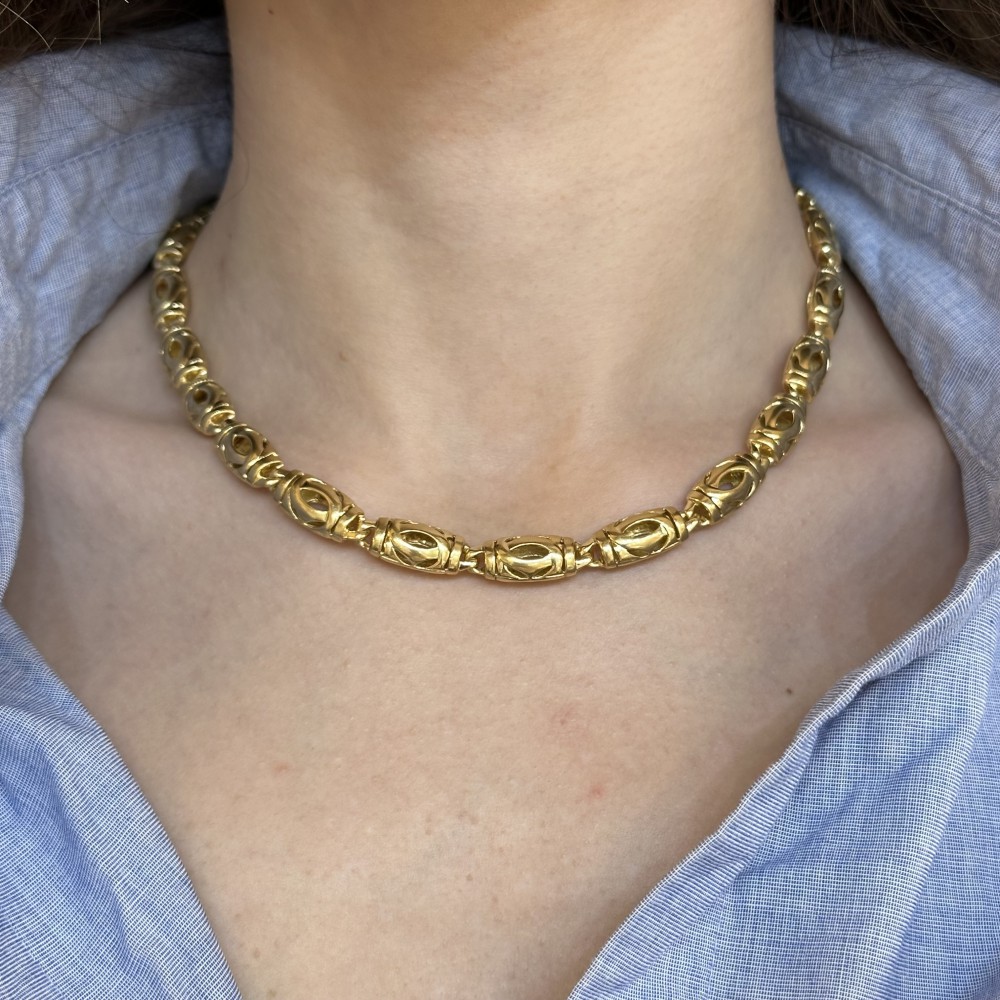 Collier Cartier or jaune 18k Double C vers 2000. Poids : 55,0 gr