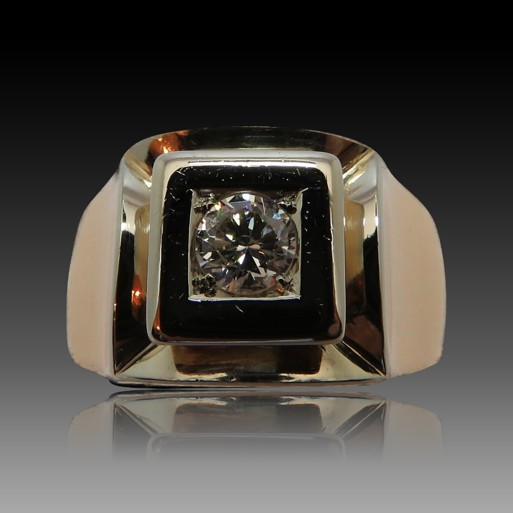 Bague ChevaliÃ¨re Homme en or jaune et gris 18k avec diamant brillant.