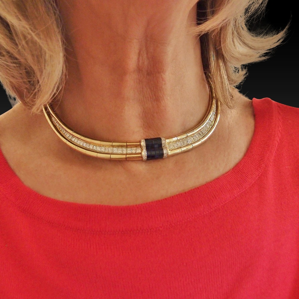 Collier "Torque" or jaune 18 cts 10.8 Cts diamants princesse et